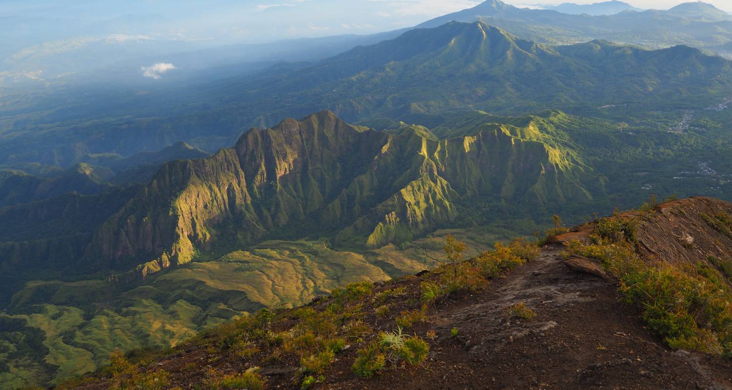 Flores Volcanoes and Villages Trek